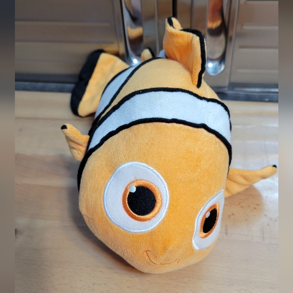 Disney | Toys | Disney Pixar Finding Dory Nemo Talking Plush Ban Dai ...